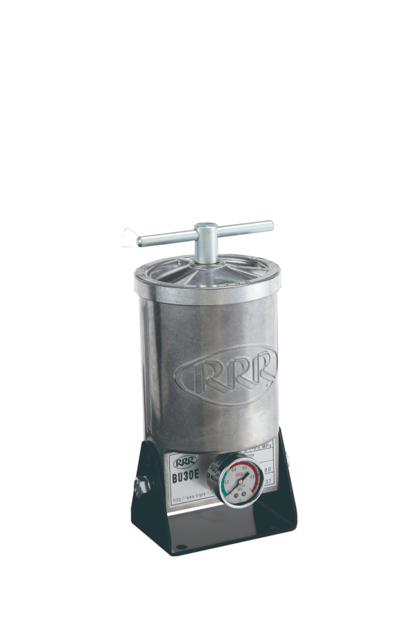 BU30E – Triple R